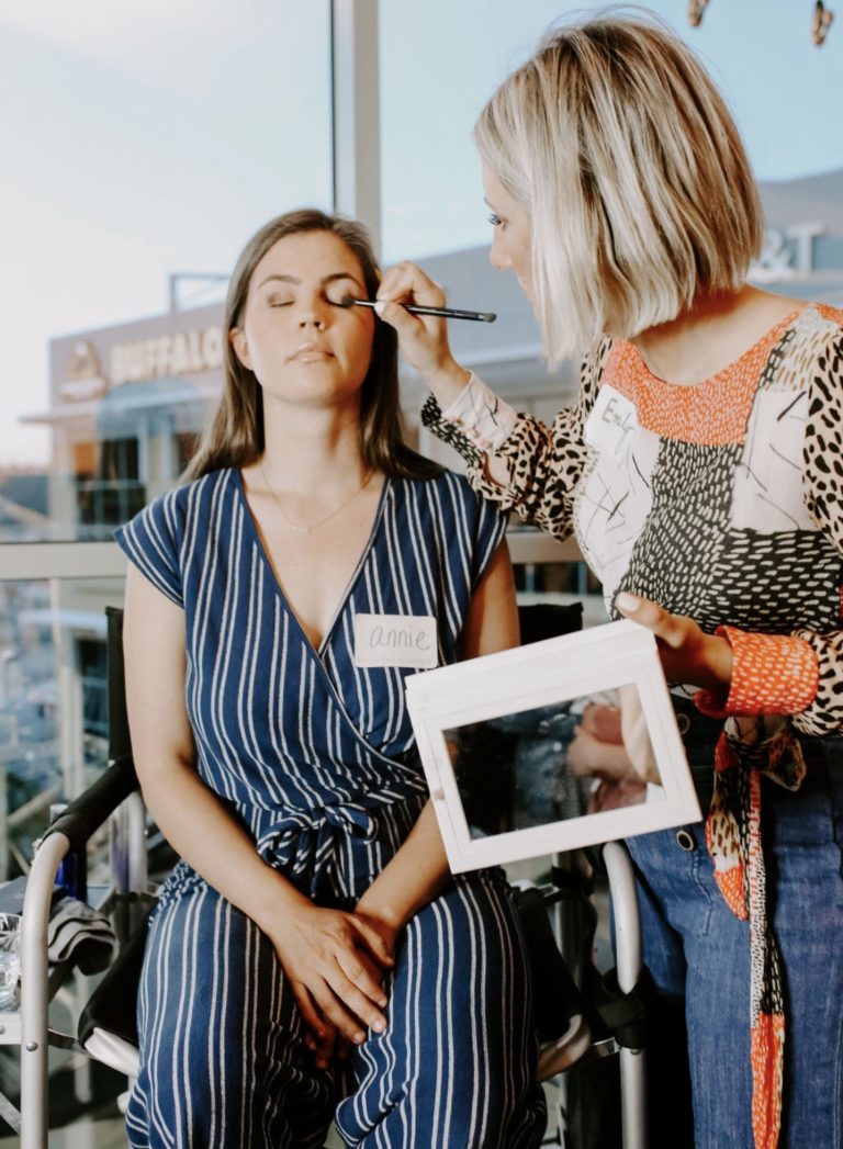 How to book a pop-up people CAN'T WAIT to attend - emilyreneebarton.com